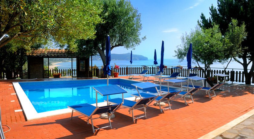VILLAGGIO RESIDENCE CAPO D'ARENA - Villaggi Turistici animali ammessi ...