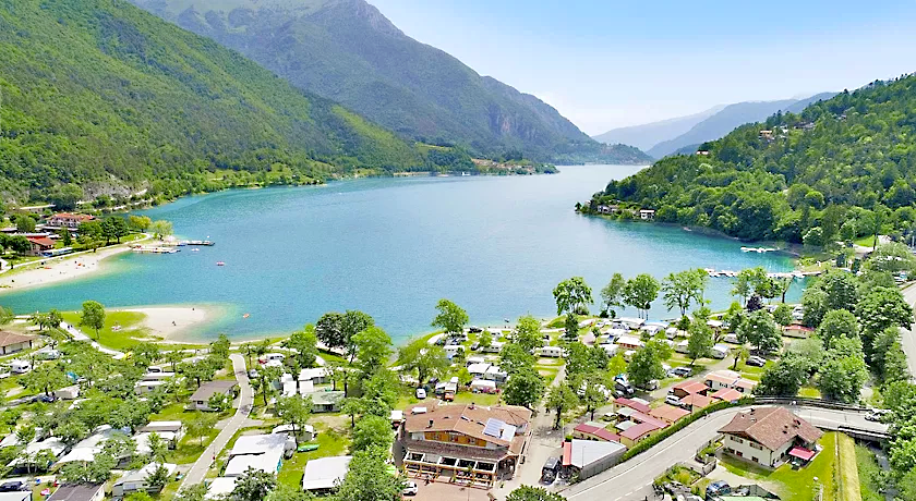 Camping al lago Ledro - Campeggi animali ammessi | Zampa Vacanza