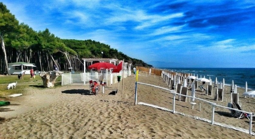 Bau bau beach village - Dog Beach in Campania